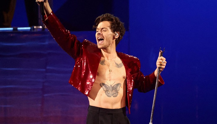 Radio3net - Sarbatoritul zilei este Harry Styles